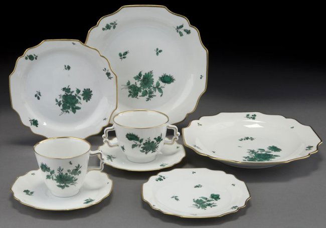 53: Augarten Porcelain Manufactory "Royal Vienna" : Lot 53
