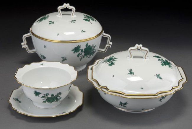 53: Augarten Porcelain Manufactory "Royal Vienna" : Lot 53