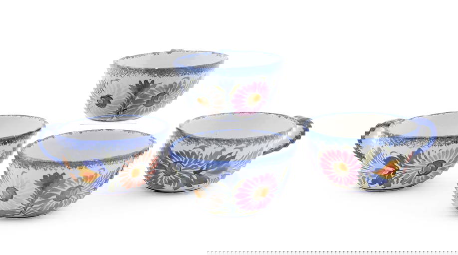 Set Of Four French Faience Quimper Tea Cups By Henriot Quimper