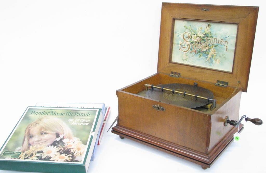 Symphonion German Music Box with Discs