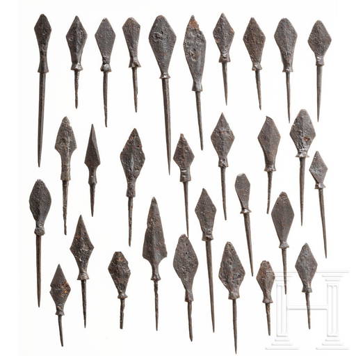 30 medieval iron arrow heads - Jun 21, 2021 | Hermann Historica GmbH in ...