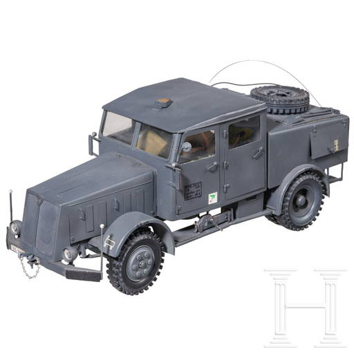 A Heavy Vogt Traction Engine Faun Zr