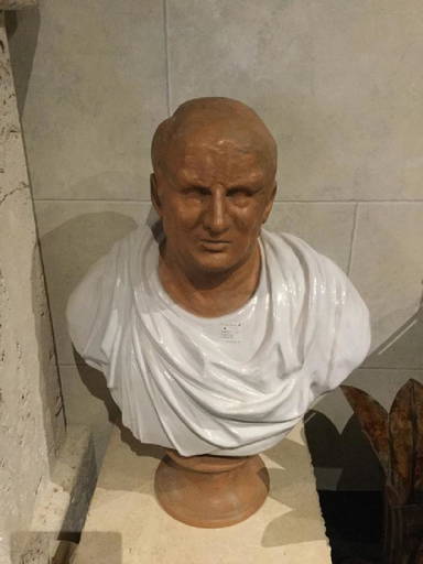 Bust Of Brutus Statue