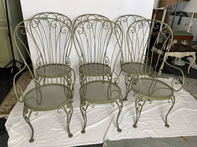 6 Hollywood Regency Style Green Metal Chairs