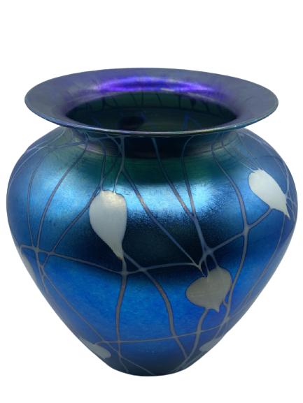 Durand Blue Heart and Vine Glass Vase - Aug 23, 2020 | Main Auction ...