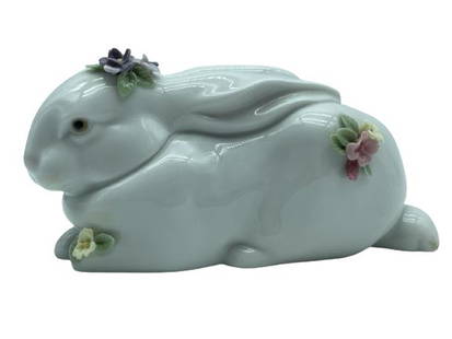 Lladro Attentive Bunny With Flowers Porcelain Rabbit Figurine With Box