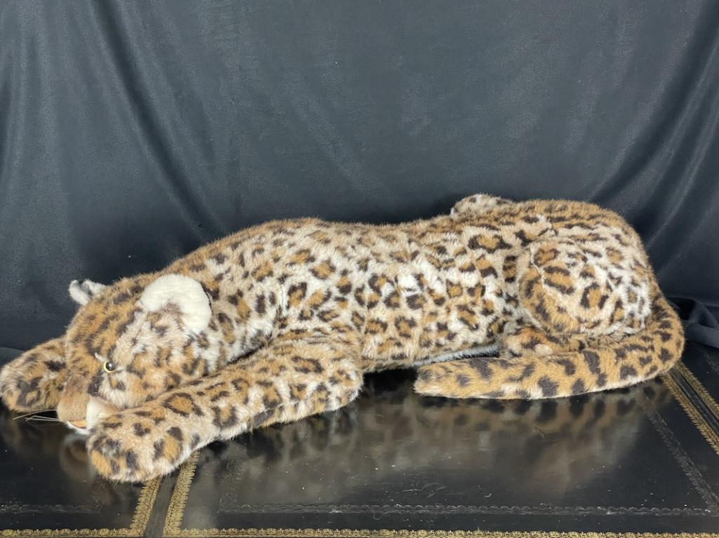 VINTAGE STEIFF LEOPARD 61" - Apr 11, 2022 | DejaVu Estate Sales ...