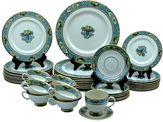 Classic Lenox "autumn" 42 Piece Fine China Set