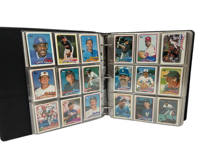 Lot Of 50+ Assorted Baseball Cards In Book