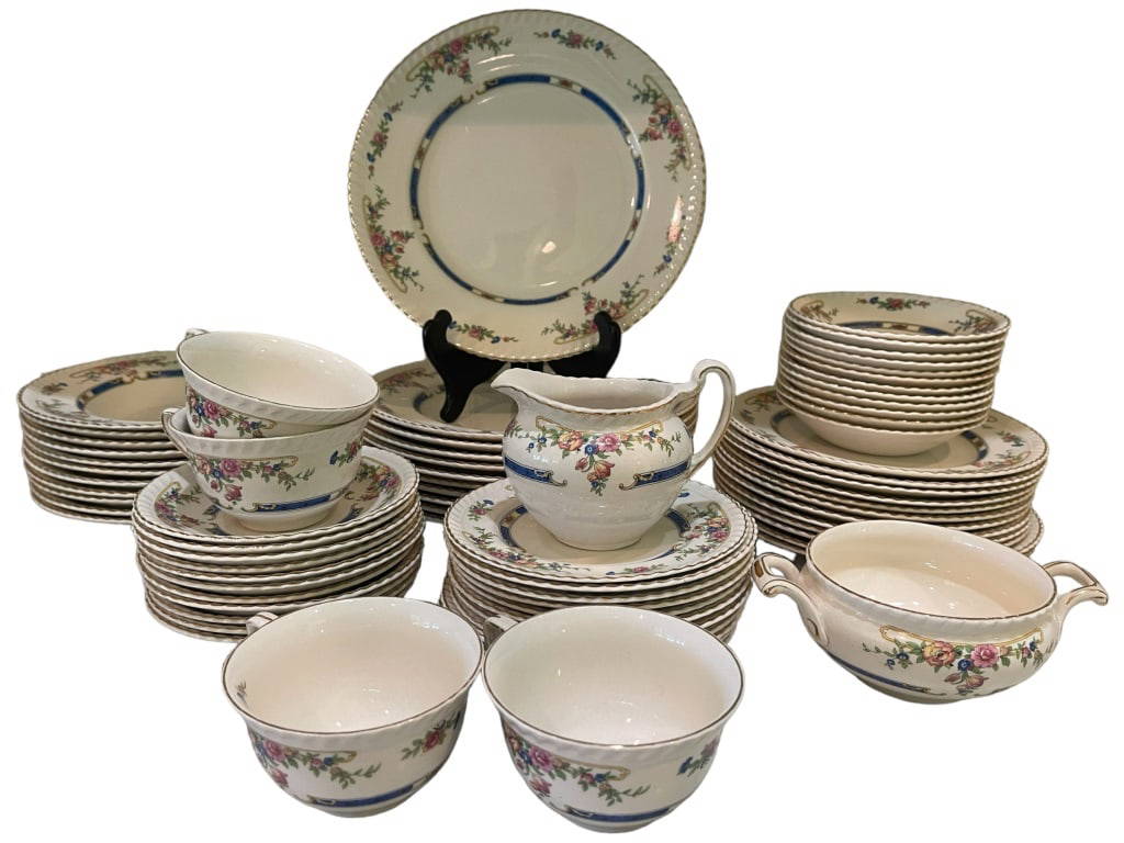 Vtg Johnson Brothers Old English China Set Auction