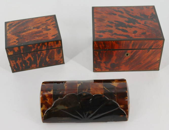 2 Vintage Bone Boxes & A Bone Purse (#0211) on Oct 02, 2022 | Clarke ...