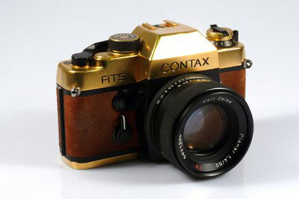 47: Contax RTS Gold Nr. 065880 with 50mm Planar f1,4