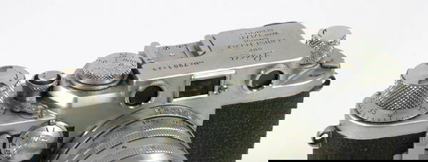 Leica Iiif Red Dial Self Timer Nr. 660154 With 50m