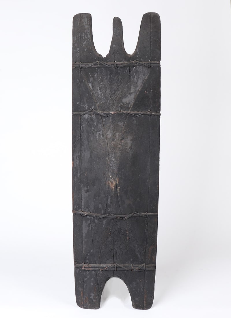 Antique Philippine Bantoc Kalasag Wood Shield, Igorot