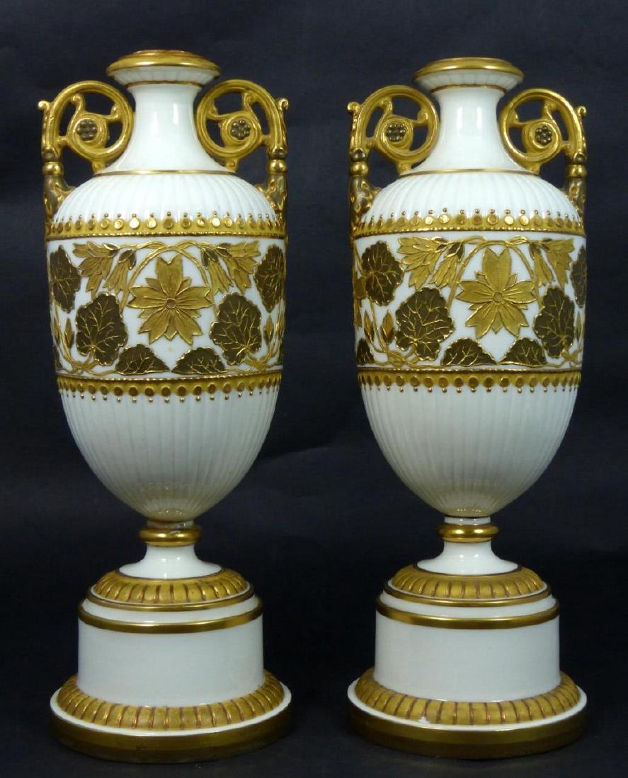 PR GRAINGER & CO ROYAL WORCESTER PORCELAIN URNS