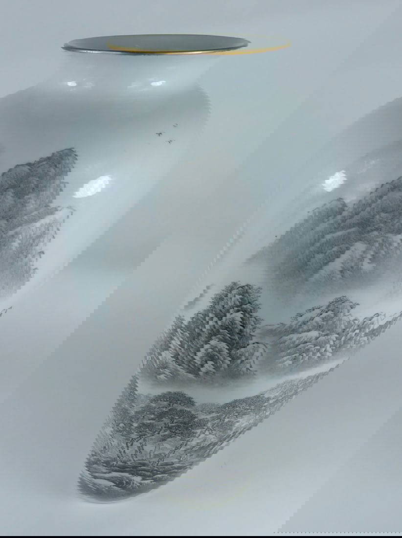 Chinese Mountain River Porcelain Vase - Jun 21, 2025 | Antiques ...