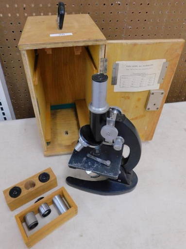 Vintage Eme Microscope Model 900 Original Box