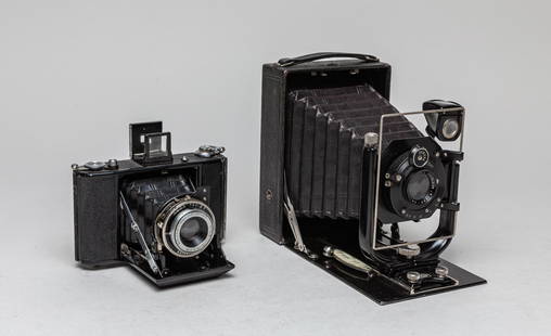 Group Of 4 Vintage Folding Cameras