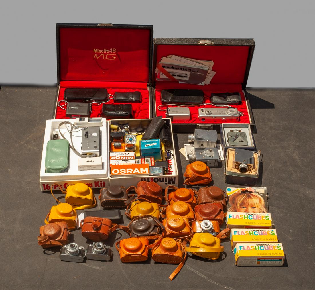 Vintage Mini Cameras & Accessories Auction