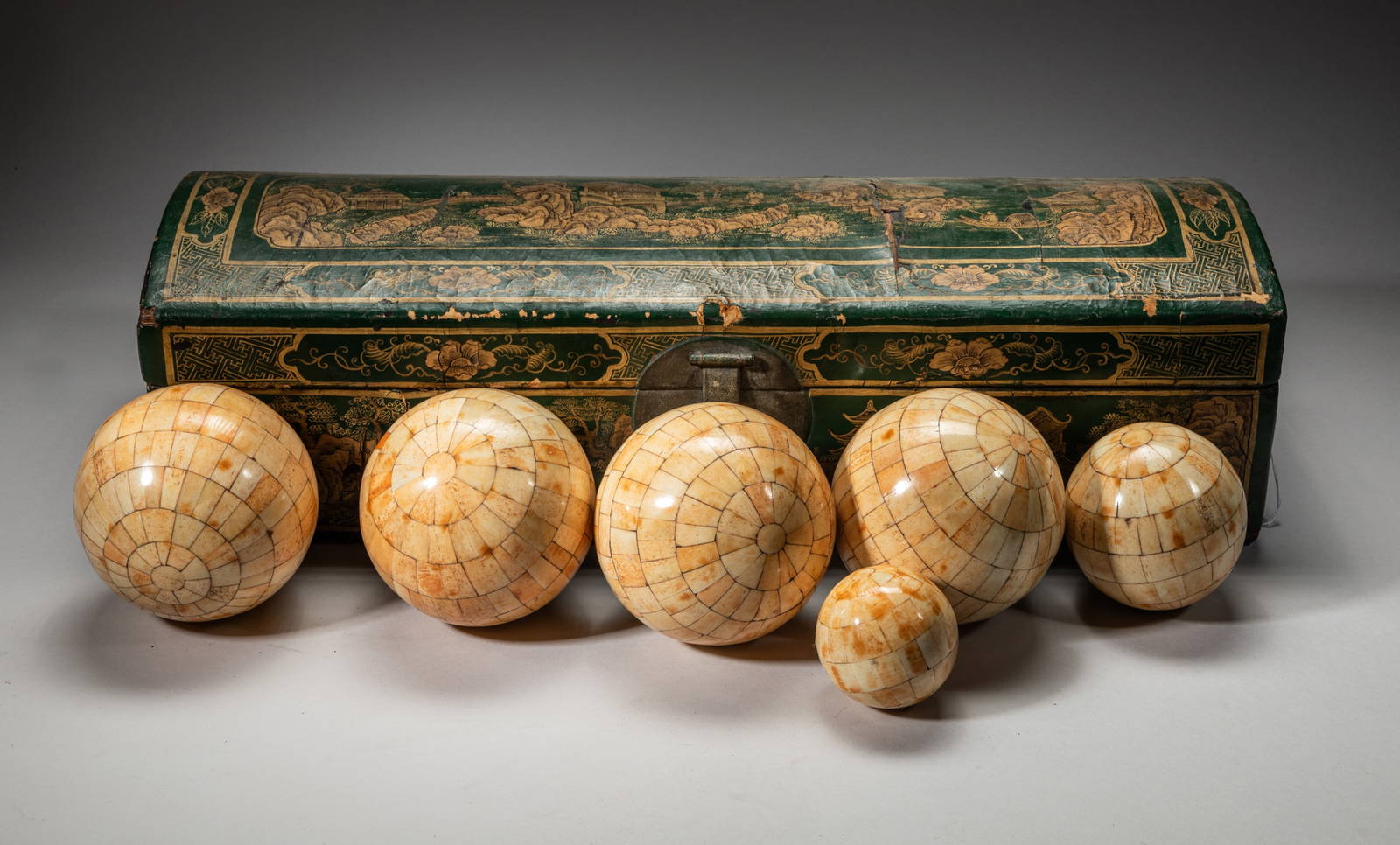 Victorian Type Lacquer Box W/ Balls Auction