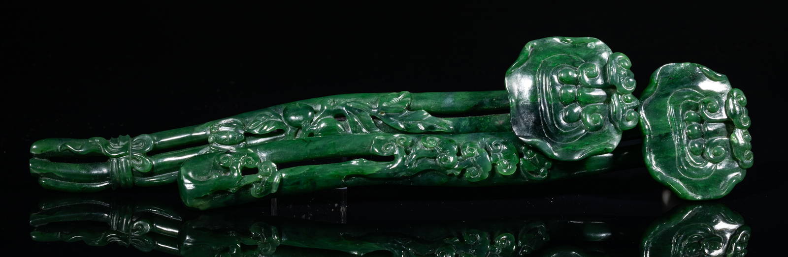 Two Chinese Jade Carved Ruyi Sculptures Auction