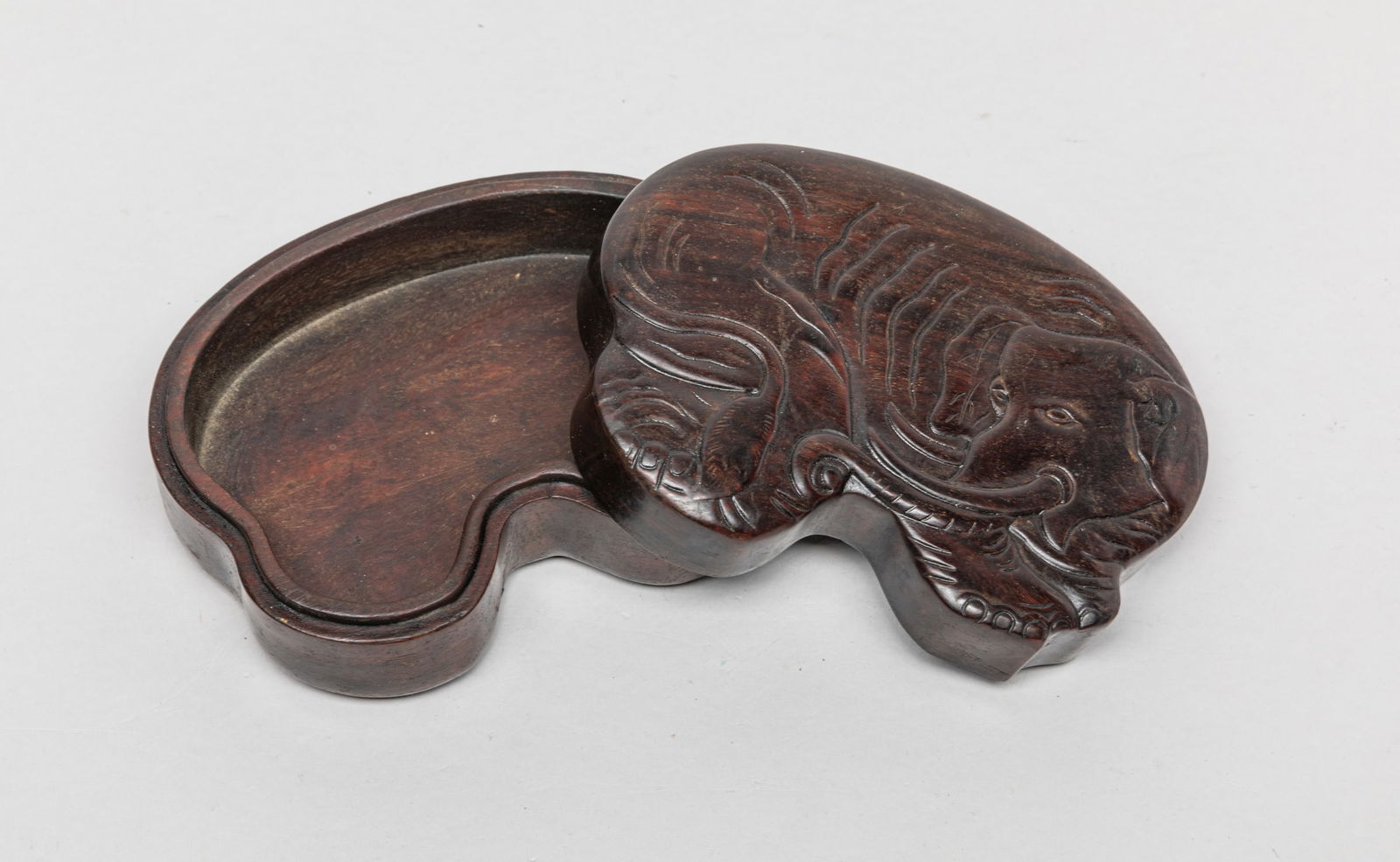 Special Chinese Carved Zitan Wood Box