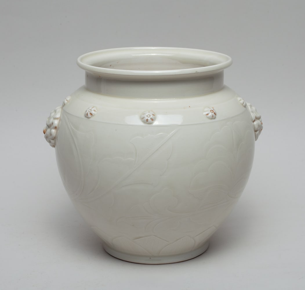 Large Chinese Shipwreck Ding Ware Porcelain Jar Auction