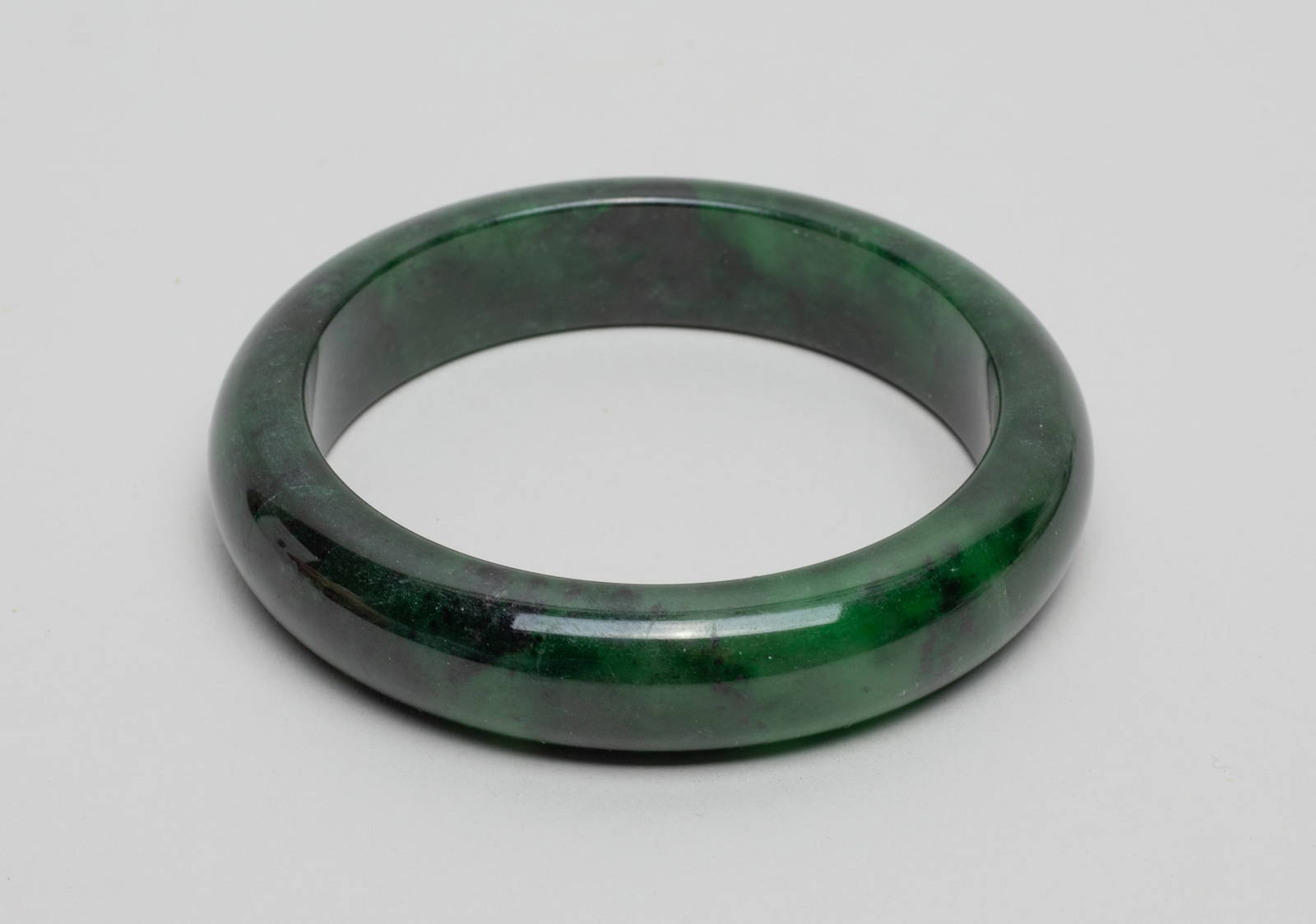 Chinese Export Spinach Jade Strong Bangle Auction