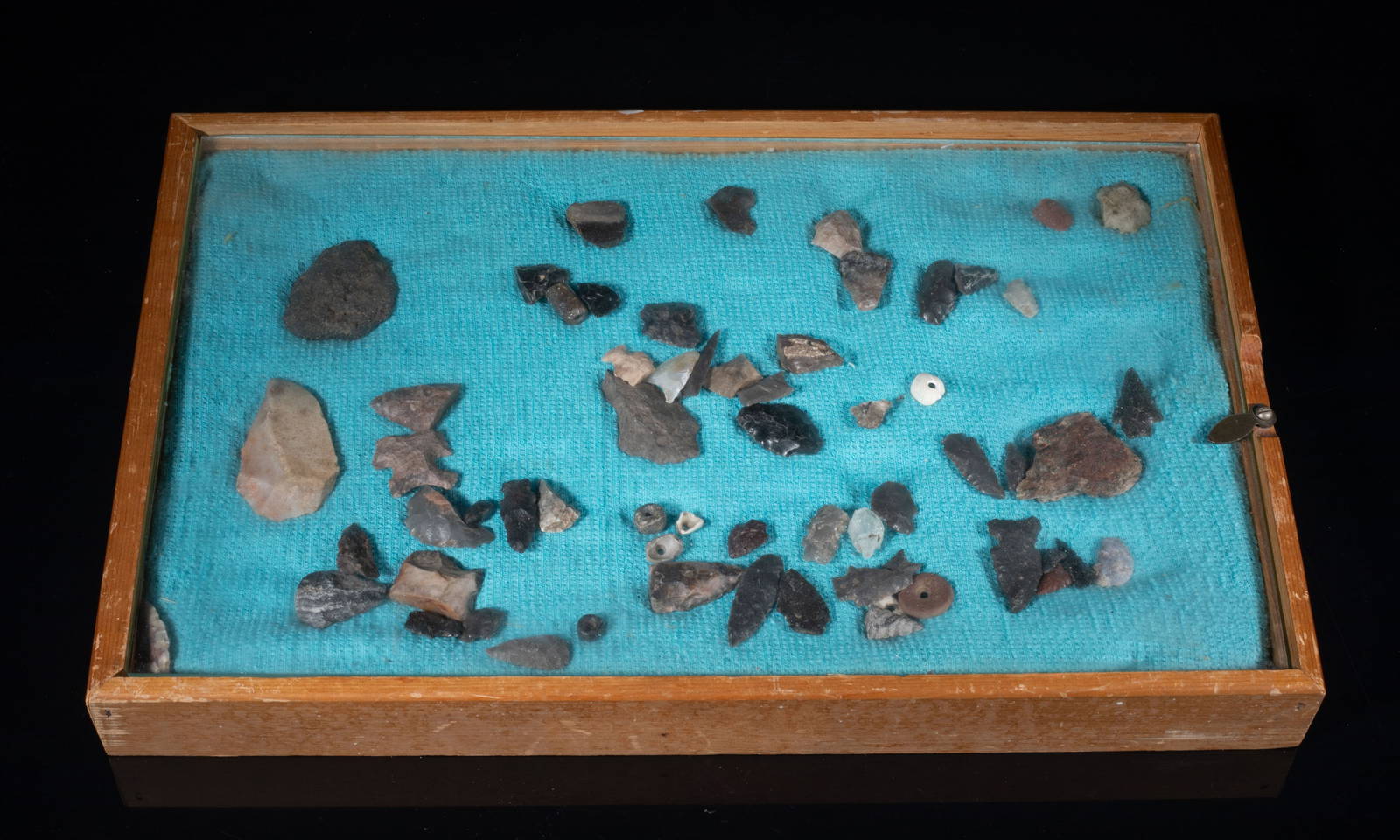 Estate Large Set American Indian Colima Stones Auction