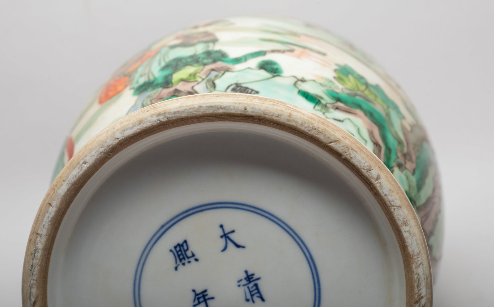 Tall Chinese Export Wuchai Porcelain Vase Auction