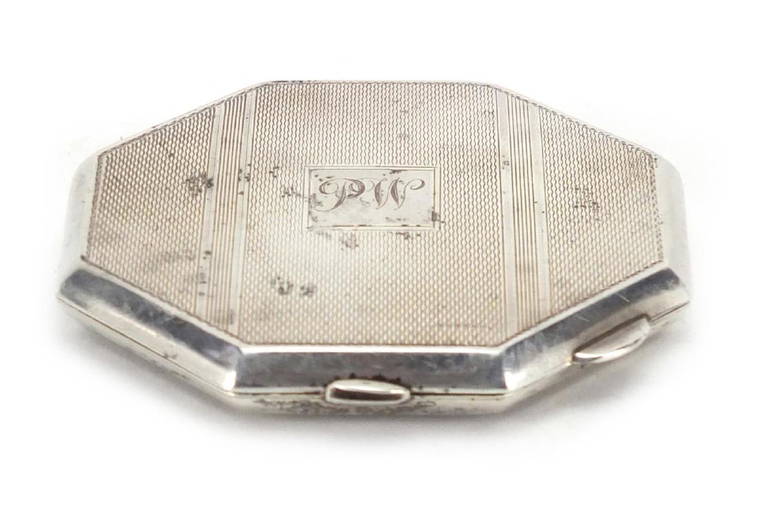 Octagonal Silver Compact With Engine Turned Decoration