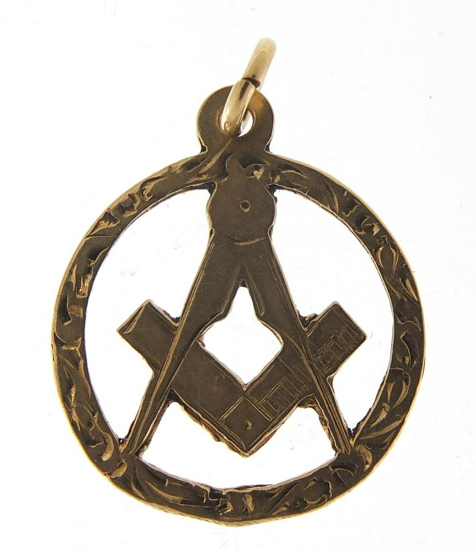 9ct Gold Masonic Pendant, 2.2cm High, 1....