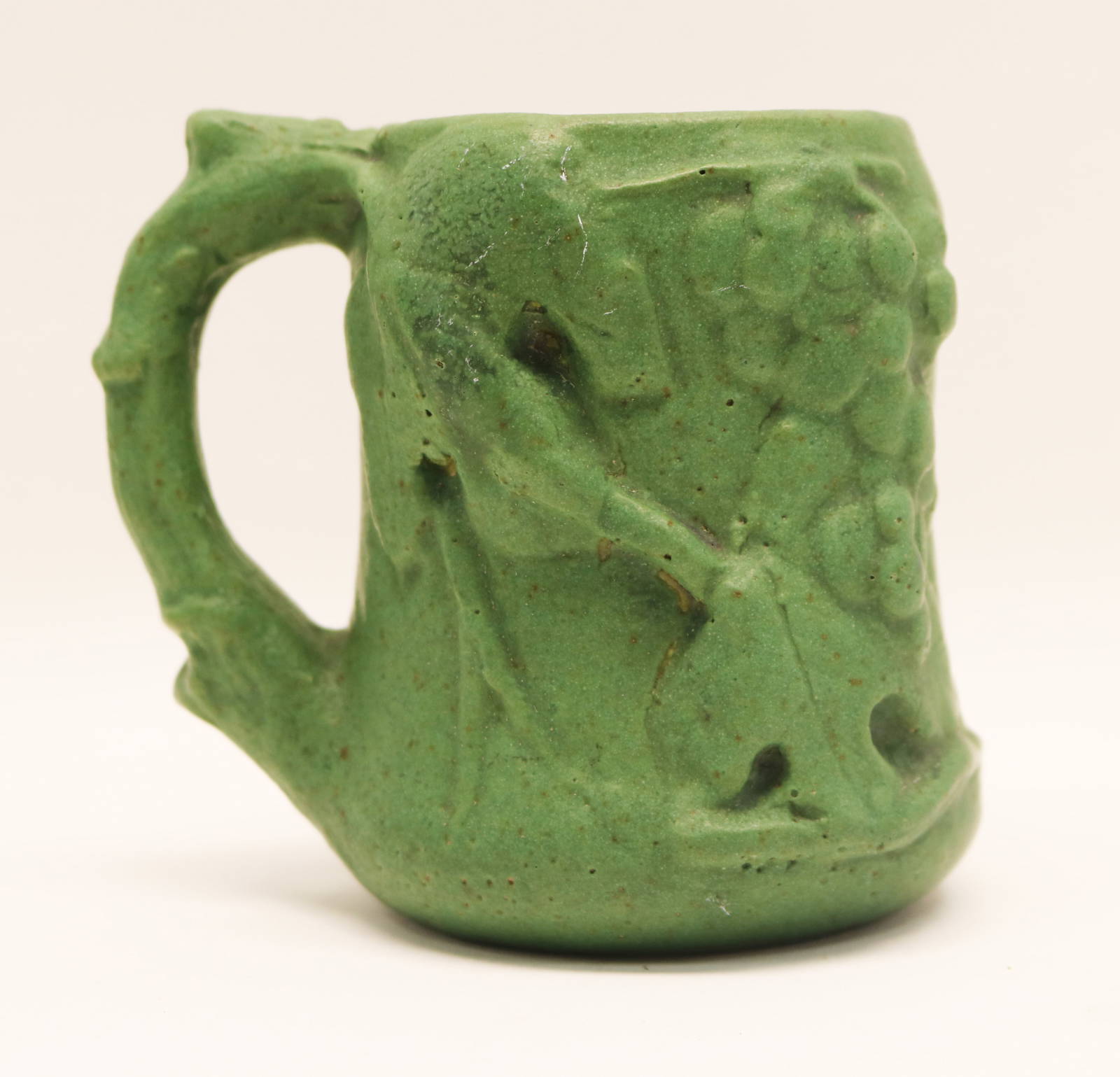 Wheatley Pottery Matte Green Art Pottery Grapevine Mug Auction