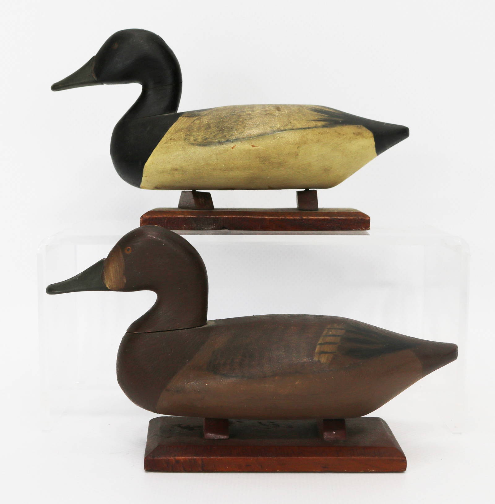 Robert 'bob' Mcgaw Miniature Bluebill Duck Decoy Carvings Auction