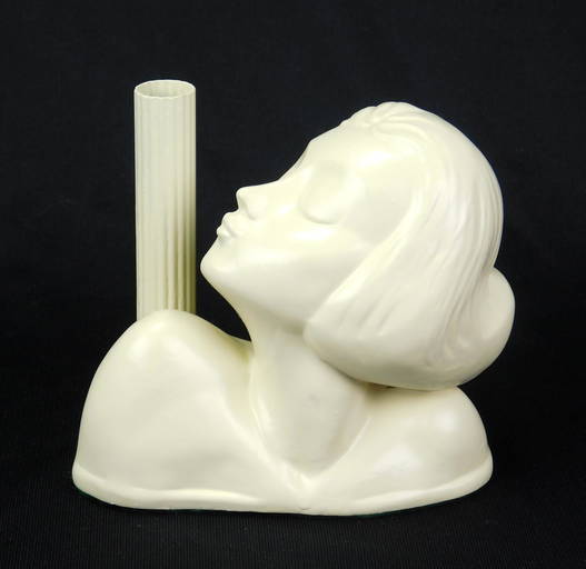 Nuart flower vase (#0223) on Dec 03, 2022 | Rachel Davis Fine Arts in OH