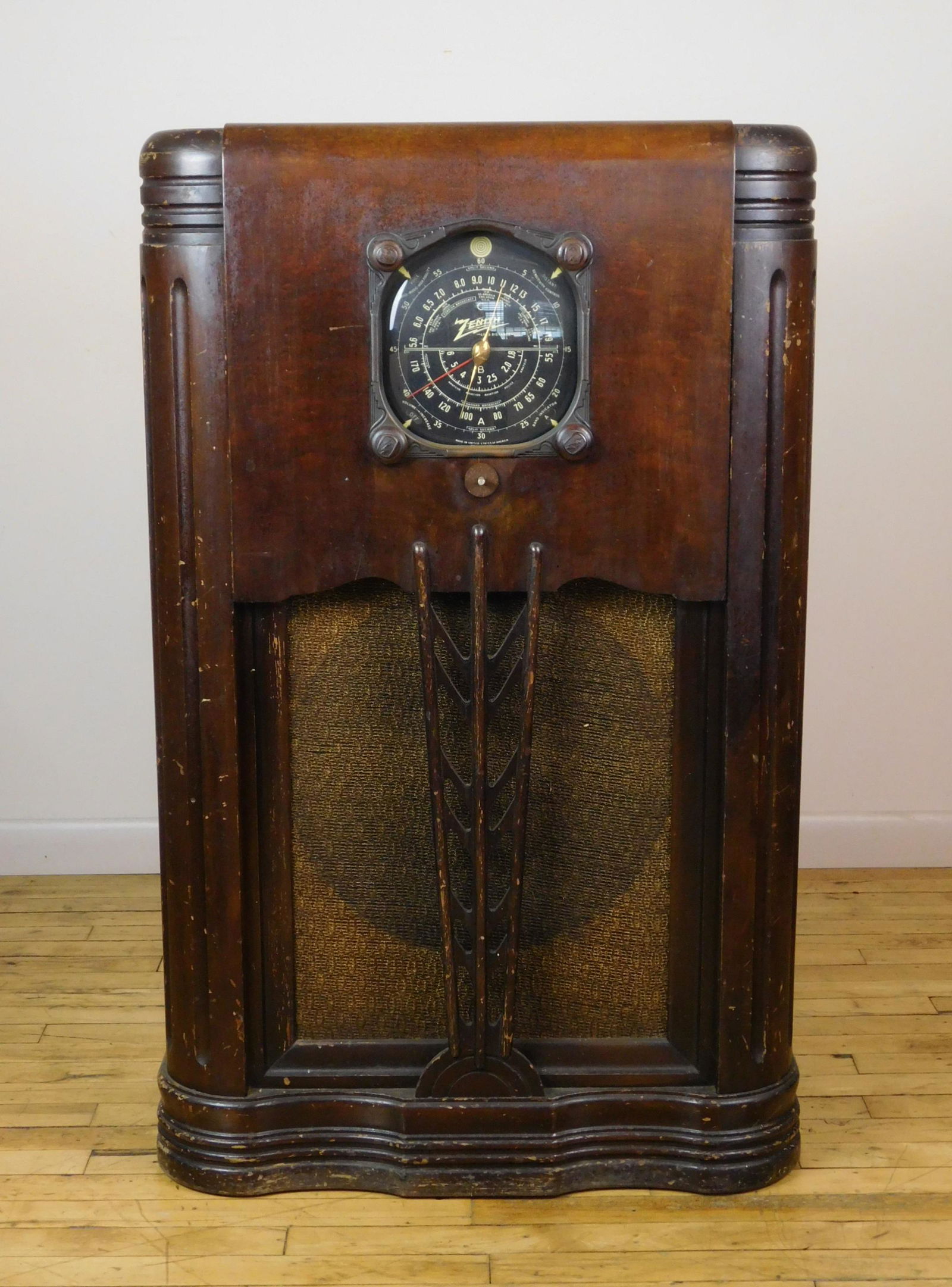 Zenith Radio Floor Model Auction