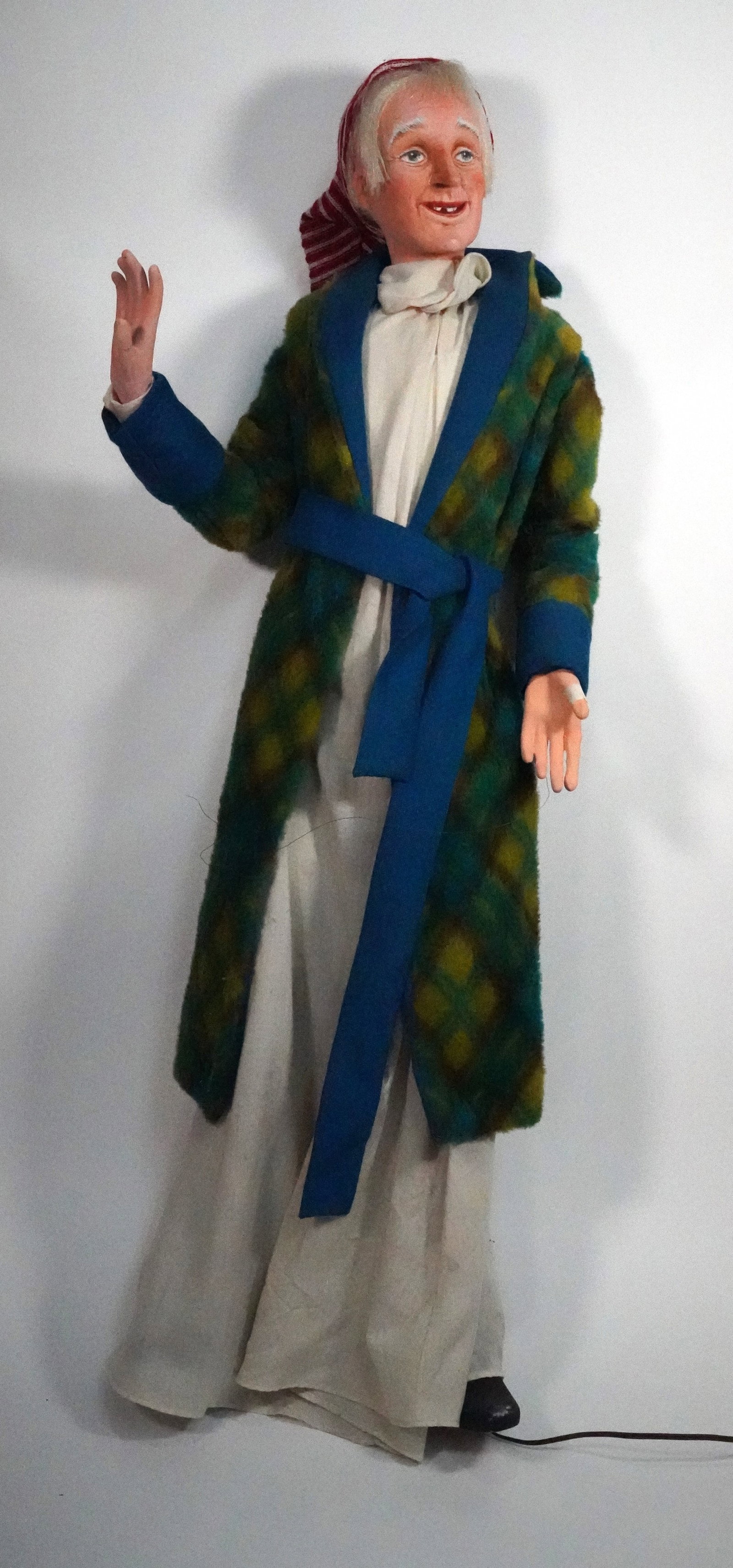Automated Doll- A Christmas Carol - Jul 19, 2025 | Rachel Davis Fine ...