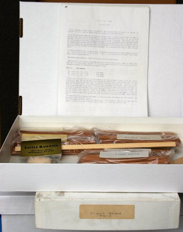 20: UKW MFG WOOD CRAFTSMAN KIT Sn3 TRACK SHED. COMPLETE