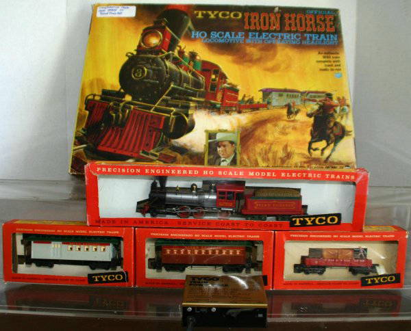 Tyco Iron Horse Ho Train Set. Set Boxed. No Interi