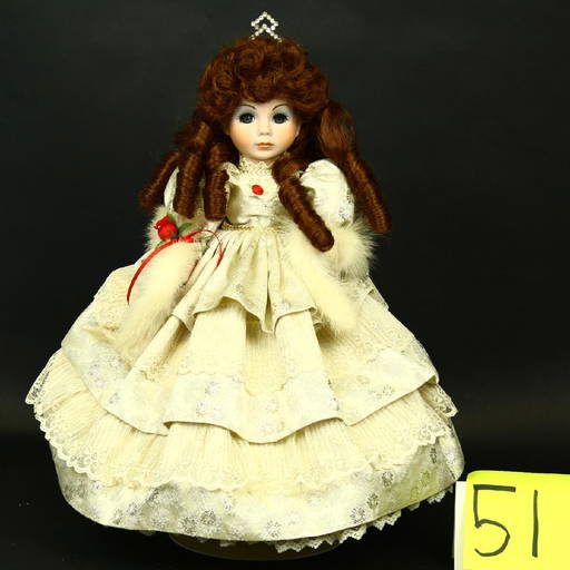 Debra Lady Anne Dolls Williamsburg Va