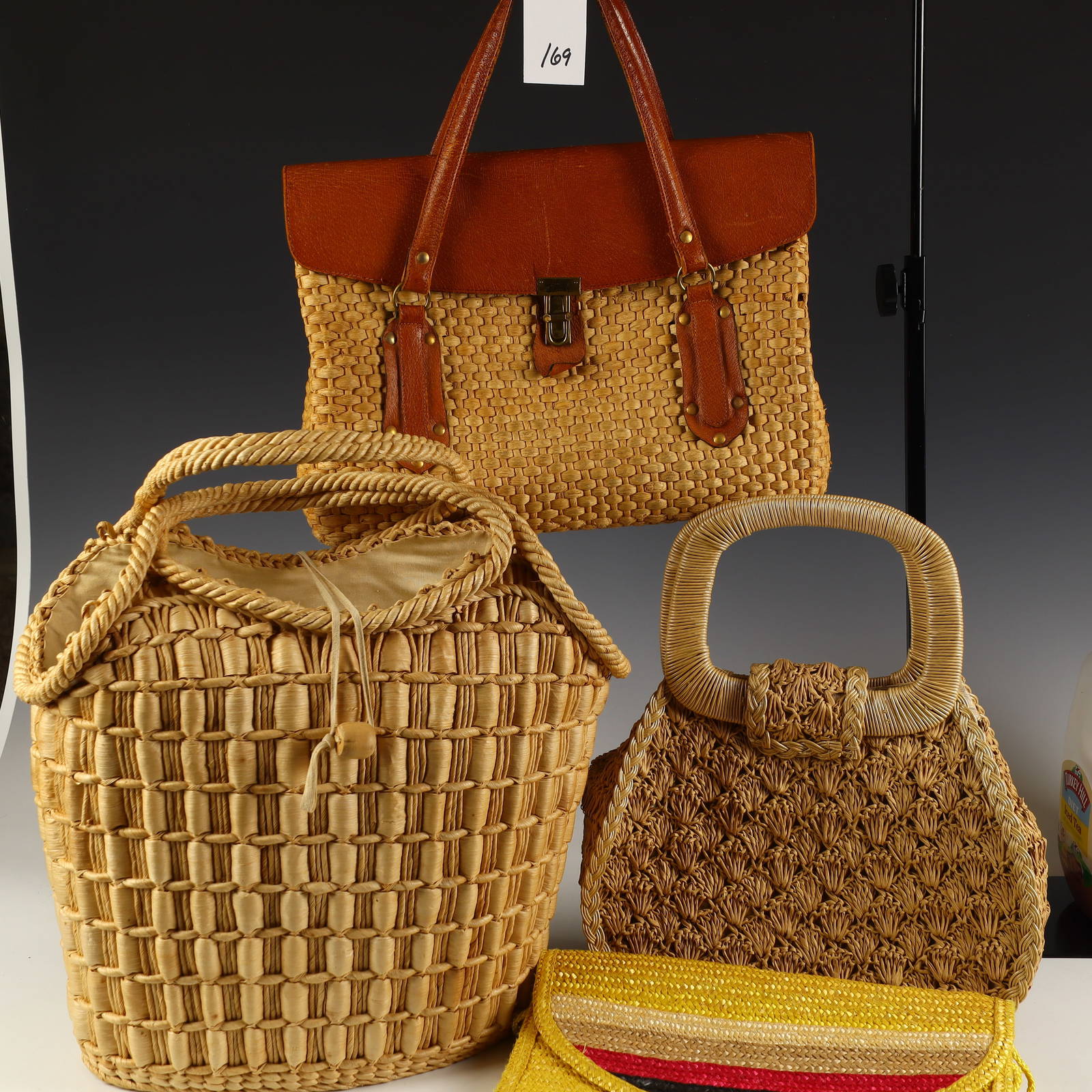 Lot Of Four Vintage Straw Bags Auction