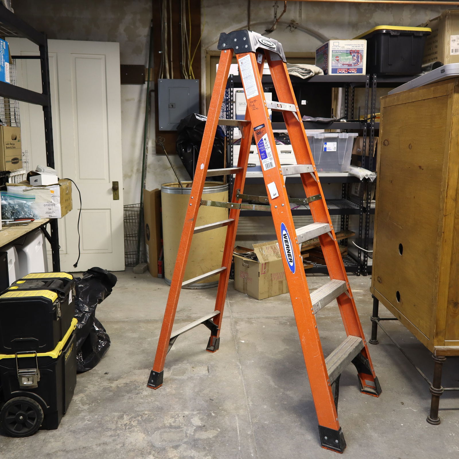 Werner 6 Ft Ladder Auction