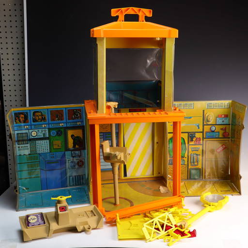 Vintage 1960s G.i. Joe Command Headquarters Play Set