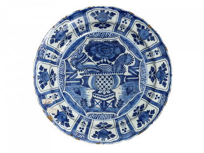 17th C. Metal Casket With Large Violin Shaped Lock