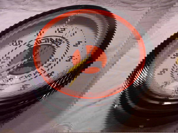 Lionel Electric Train Neon Clock,mib.