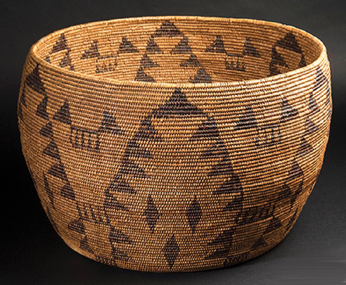 Huge Maidu Basket