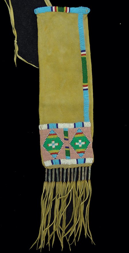 Cheyenne Beaded Pipe Bag - Feb 02, 2015 | Allard Auctions Inc. in MT