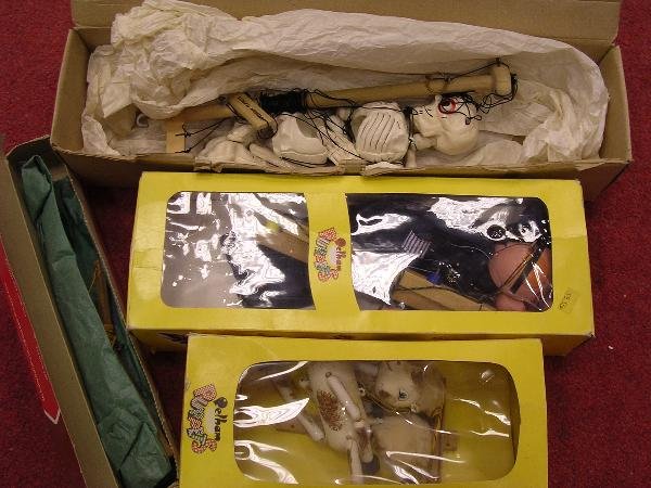 2256: PELHAM PUPPETS IN BOXES: FOAL, SKELETON,