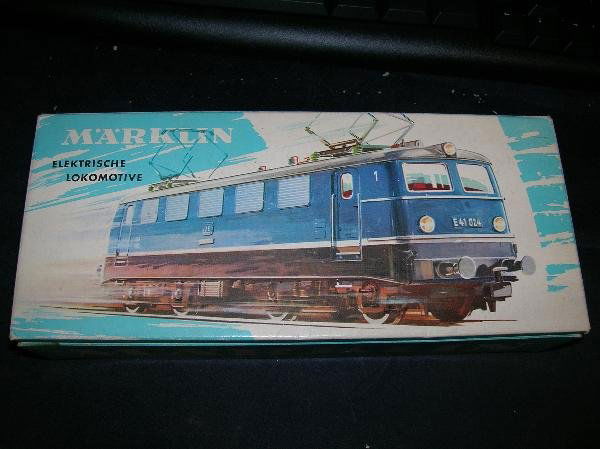 2248: MARKLIN 3034 HO GAUGE ELECTRIC LOCOMOTIVE