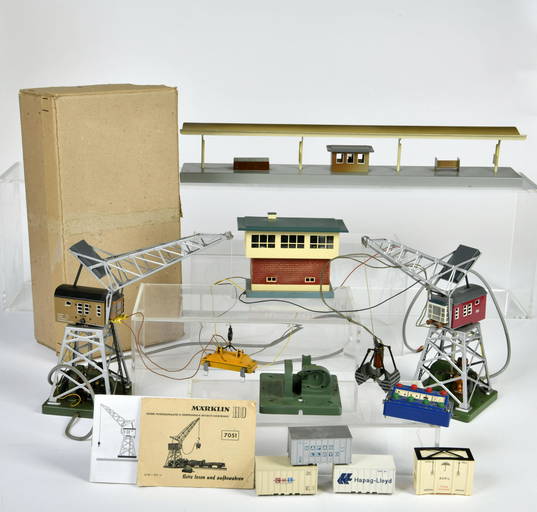 Marklin, 2 Drehkrane, Bahnsteig, Stellwerk